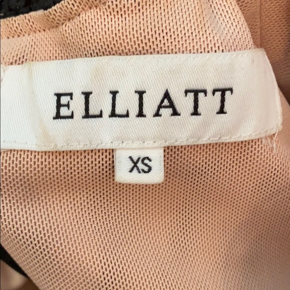 Elliatt | Dresses | Elliatt Revelation Dress Black Crochet Overlay Xs ...